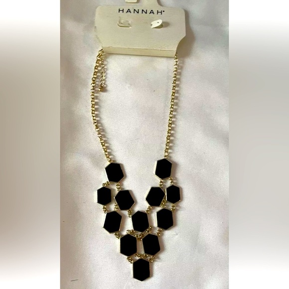 Hannah | Jewelry | New Hannah Black Gold Disk Cascading Necklace | Poshmark